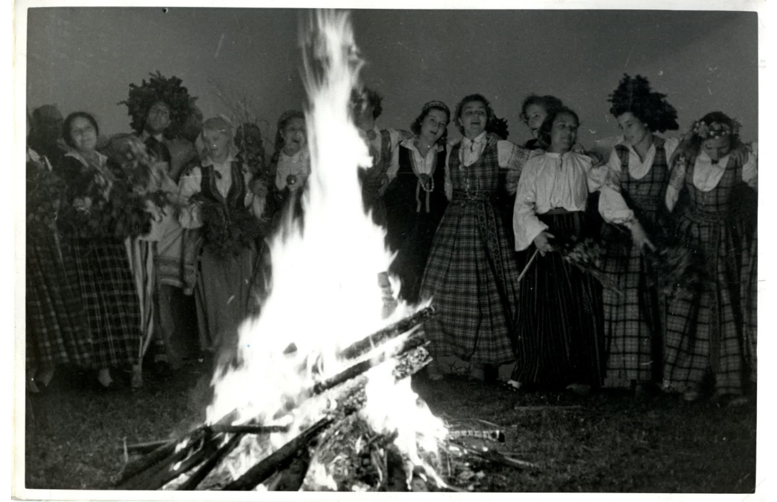 Līgo: vēsture, rituāli un kā svinēt mūsdienās – Neighborhood