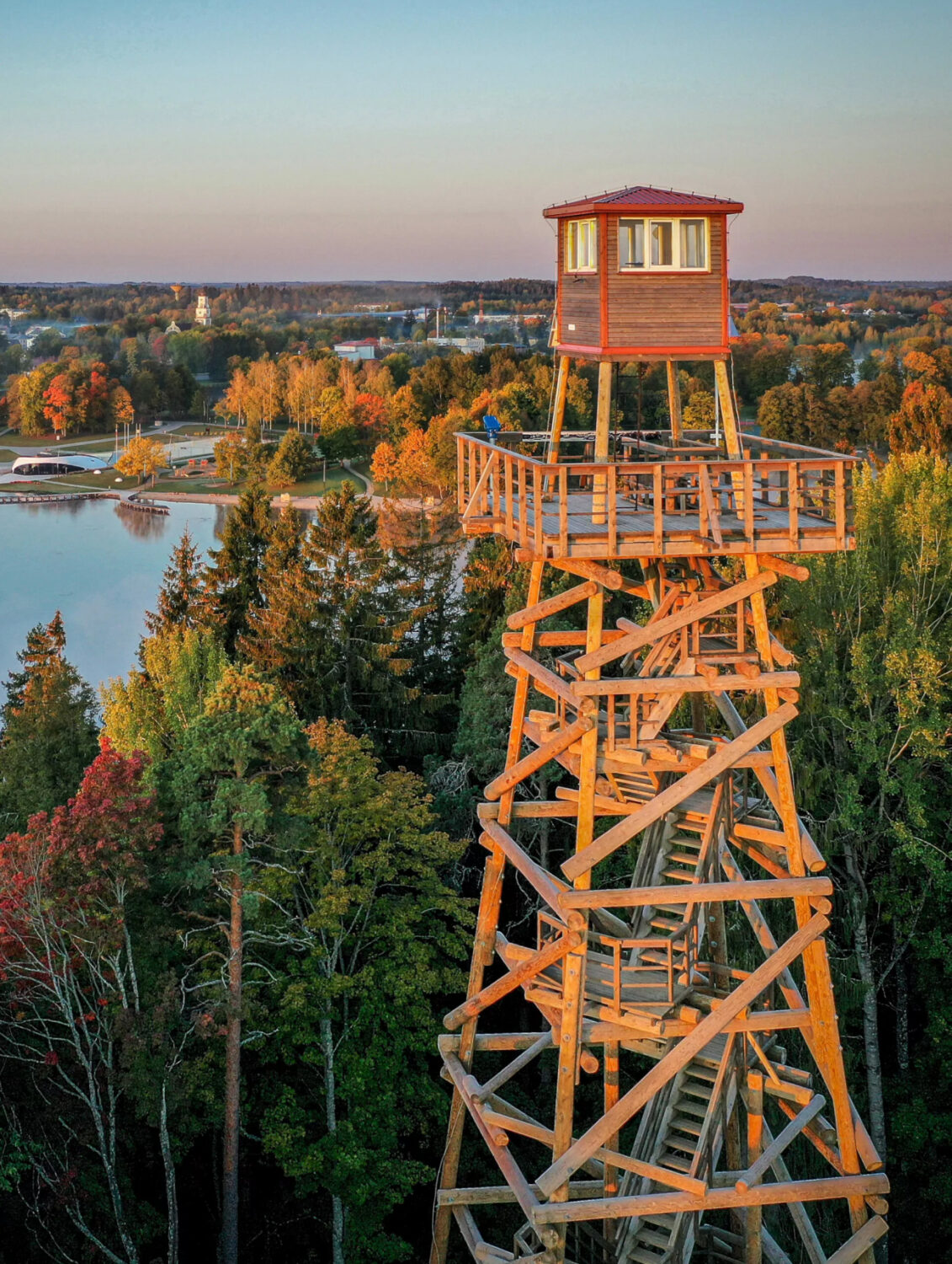 Among the trees: 15 most unusual observation towers in Baltics ...