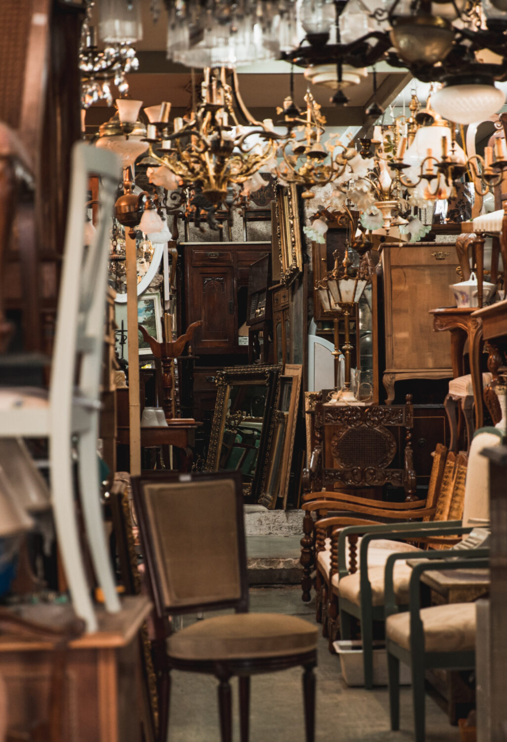 7 places to find antique and vintage furniture and decor in Riga – Neighborhood