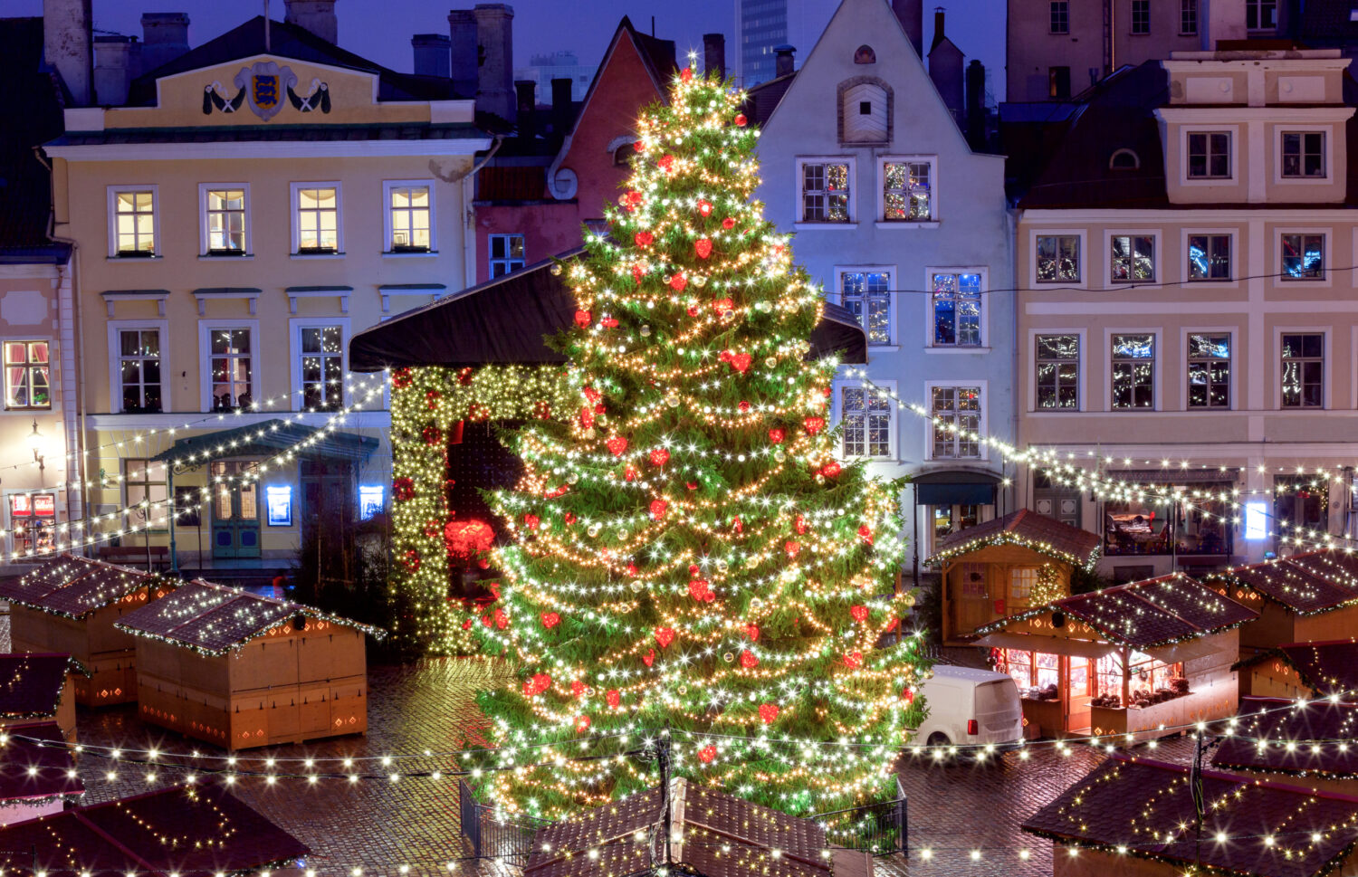 How Riga Decorated the First Christmas Tree and Set an Example to the ...